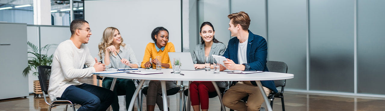 How to Manage a Business the Right Way | FortuneBuilders