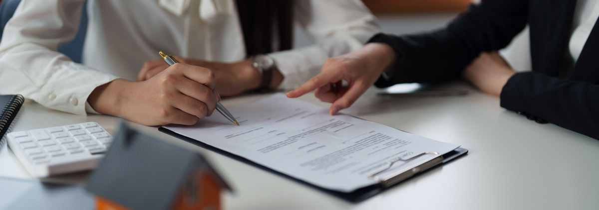 What Is A Gross Lease? A Real Estate Investor's Guide